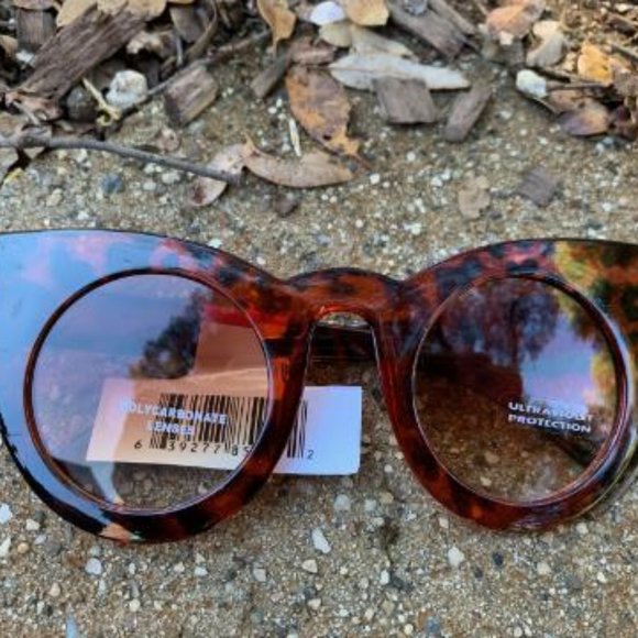 London | Accessories | Tortoise Shell Cat Eye Sunglasses | Poshmark